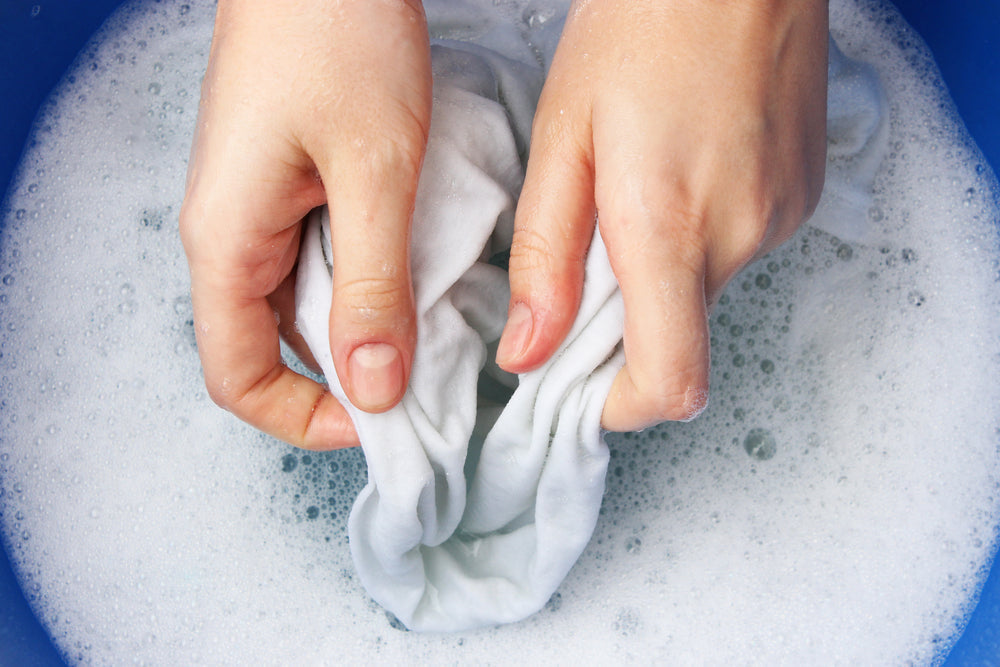 Does matcha stain clothes? DIY ways to clean up matcha messes